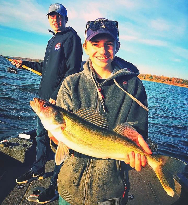 Guided Ice Fishing Trips - Minnesota Fishing Guides - Grand Rapids Guide Service